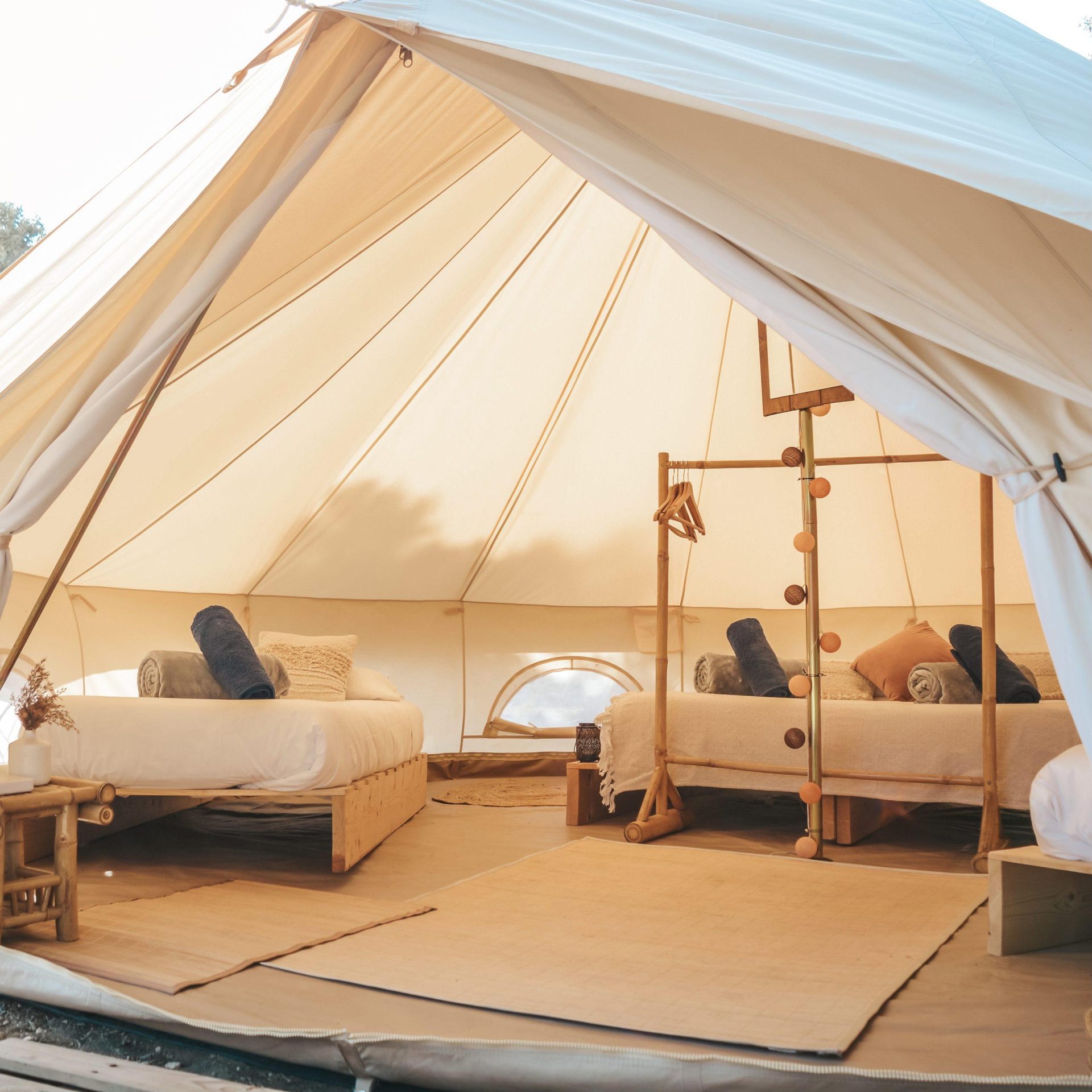 Lodge - Lodg'ing Event